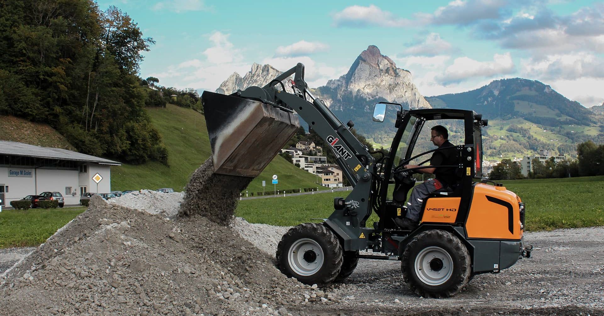 Reference «eWheelLoader» | Giant | ecovolta